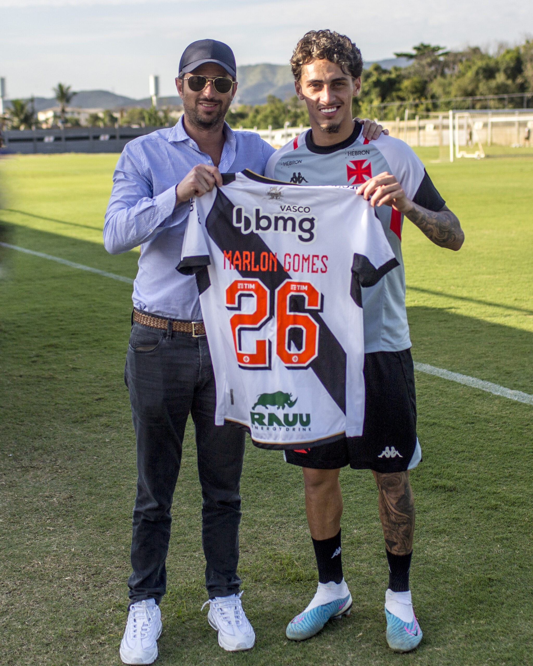 Vasco anuncia renovação de Marlon Gomes até o fim de 2026 | Ge