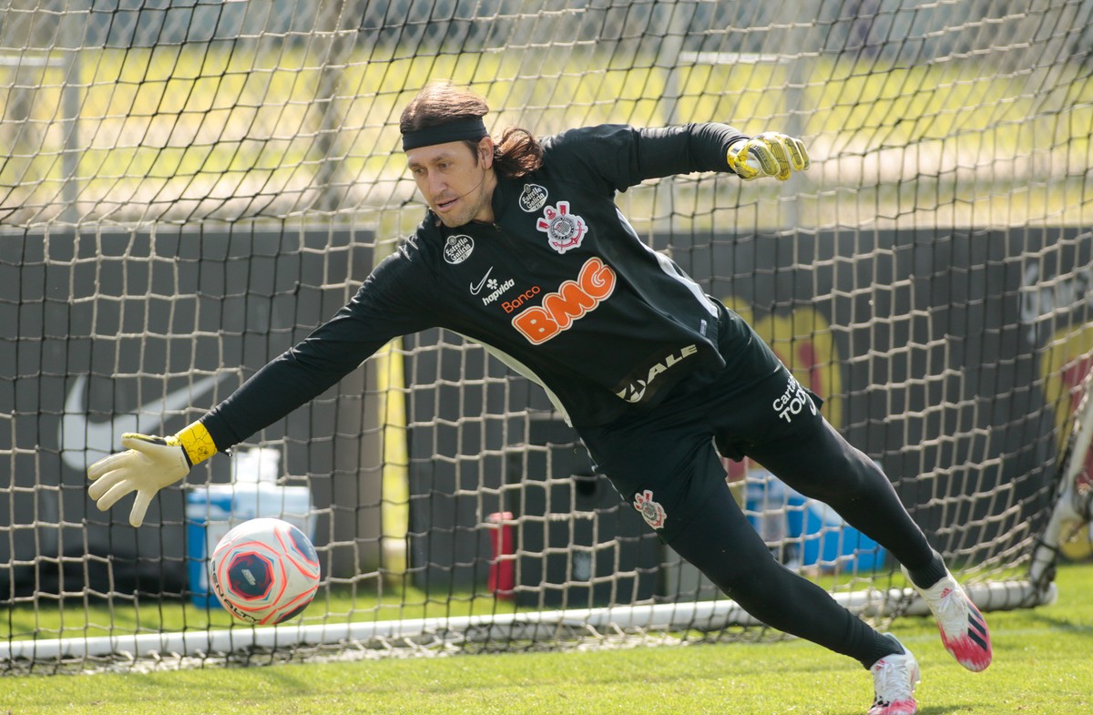 Corinthians faz treino técnico, e Cássio festeja volta: "Dá ânimo ...
