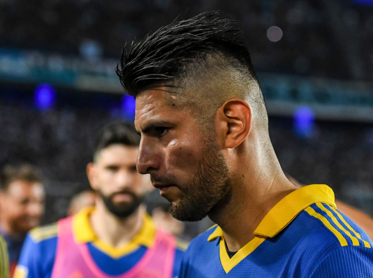 Boca Juniors: Benedetto e Zambrano serão punidos por briga no vestiário ...
