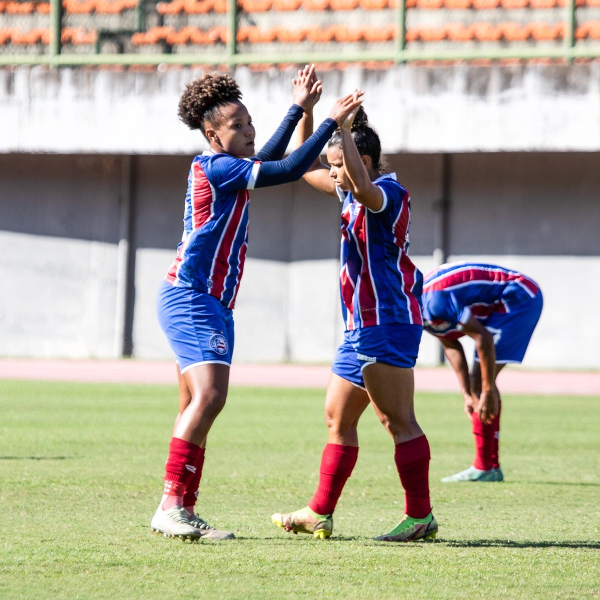 Primeira fase do Baiano Feminino termina com Bahia 100% e Vitória em ...