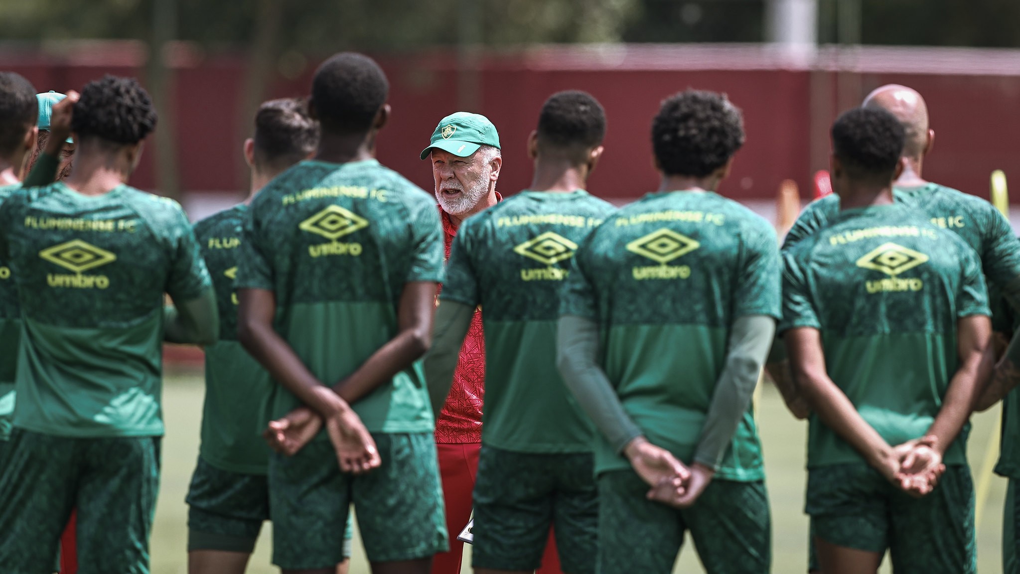 Com seis retornos, Fluminense terá time titular à disposição de Mano ...