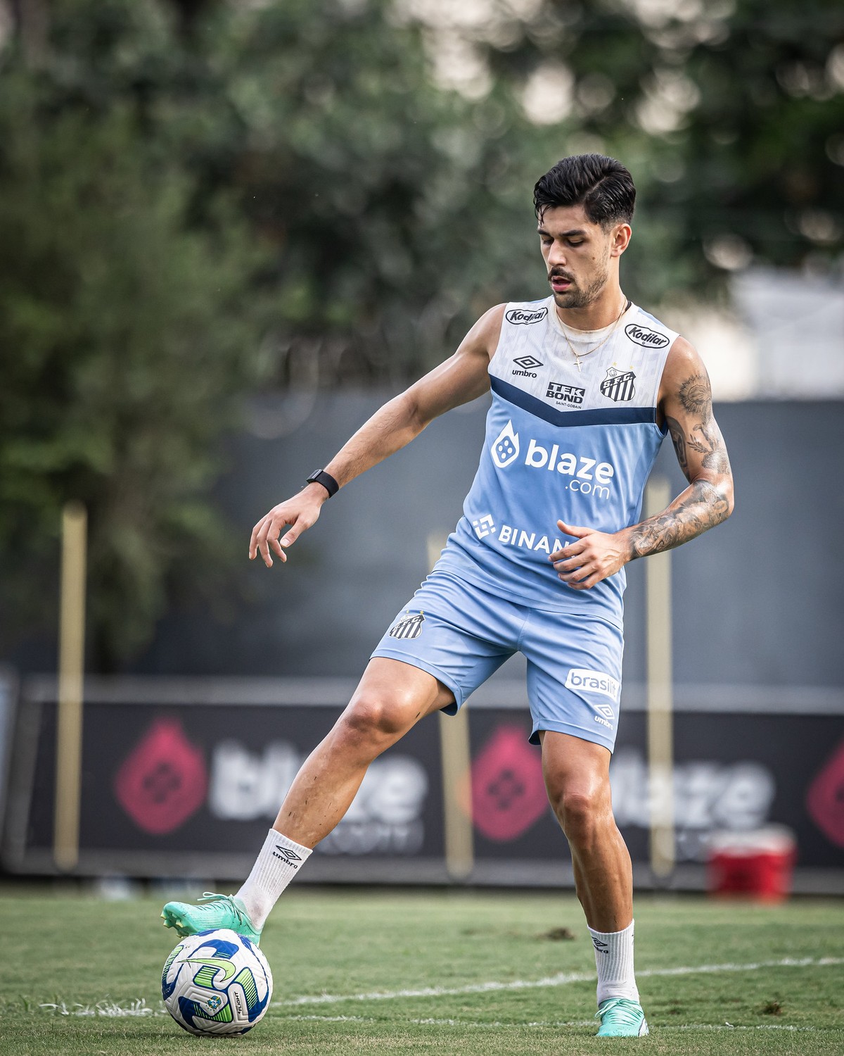 Santos avança em recuperações durante Data Fifa, mas ainda não pode ...