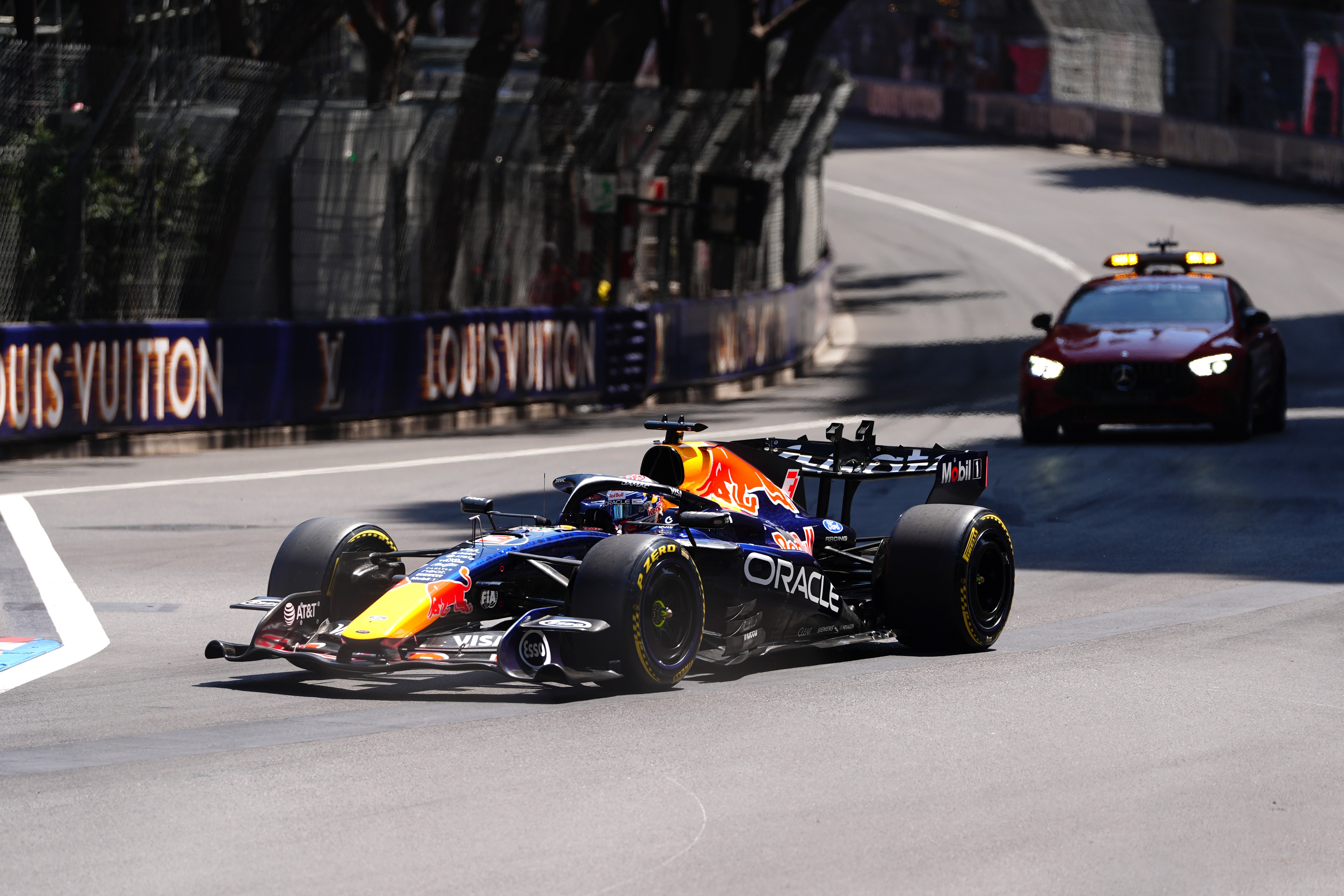 Verstappen explica abandono em Mônaco: "Motor simplesmente morreu" | Ge