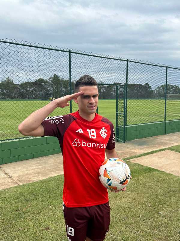 Borré fala sobre momento difícil no RS e ainda confia em chance de ...