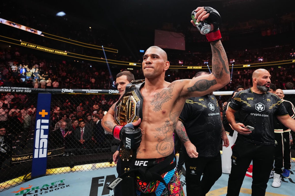 UFC 300: Poatan quebrou dedo duas semanas antes de luta; veja vídeo ...