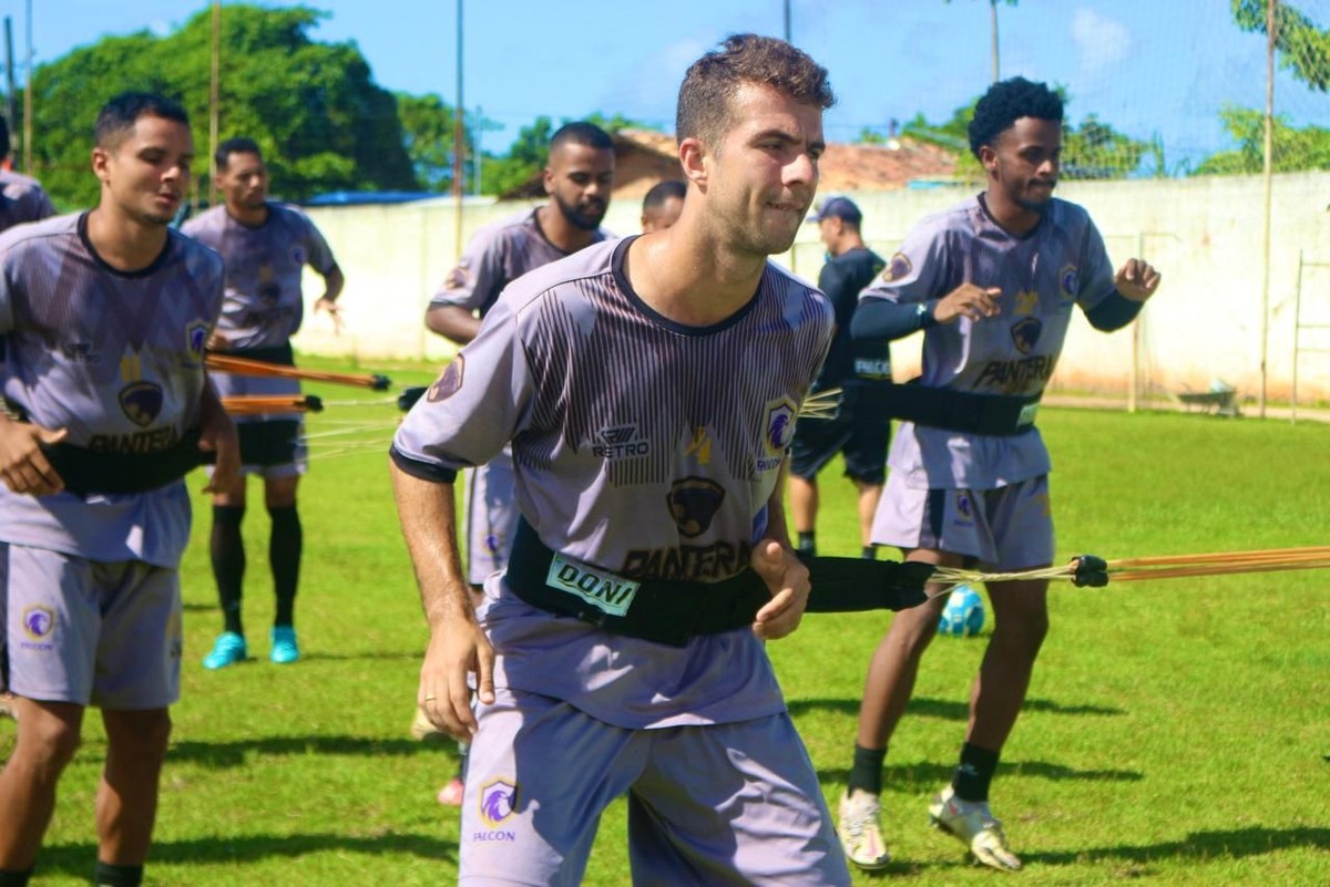 Confiante, Júlio Amorim diz que Falcon tem totais condições de vencer o ...