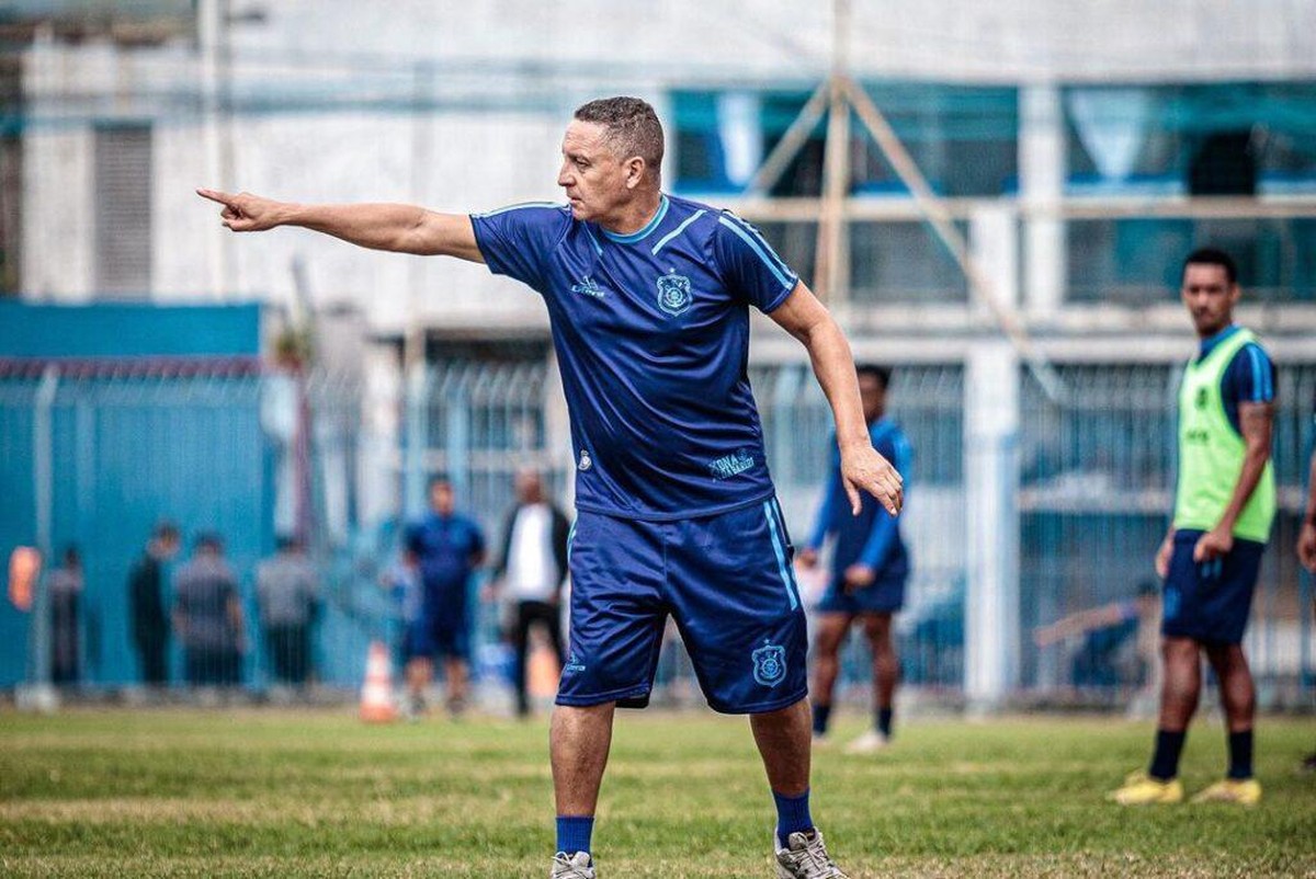 Operário anuncia técnico Palinha para o Campeonato Amazonense de 2024 ...