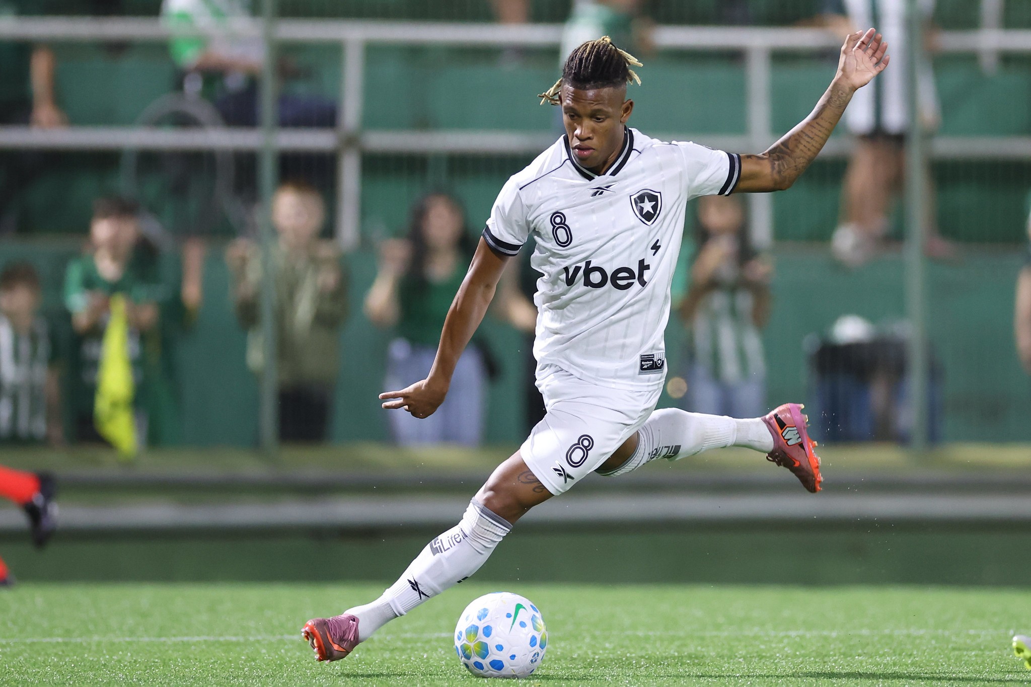 Artilheiro do Botafogo, Danilo chega ao 20º jogo em 2026; veja números | Ge