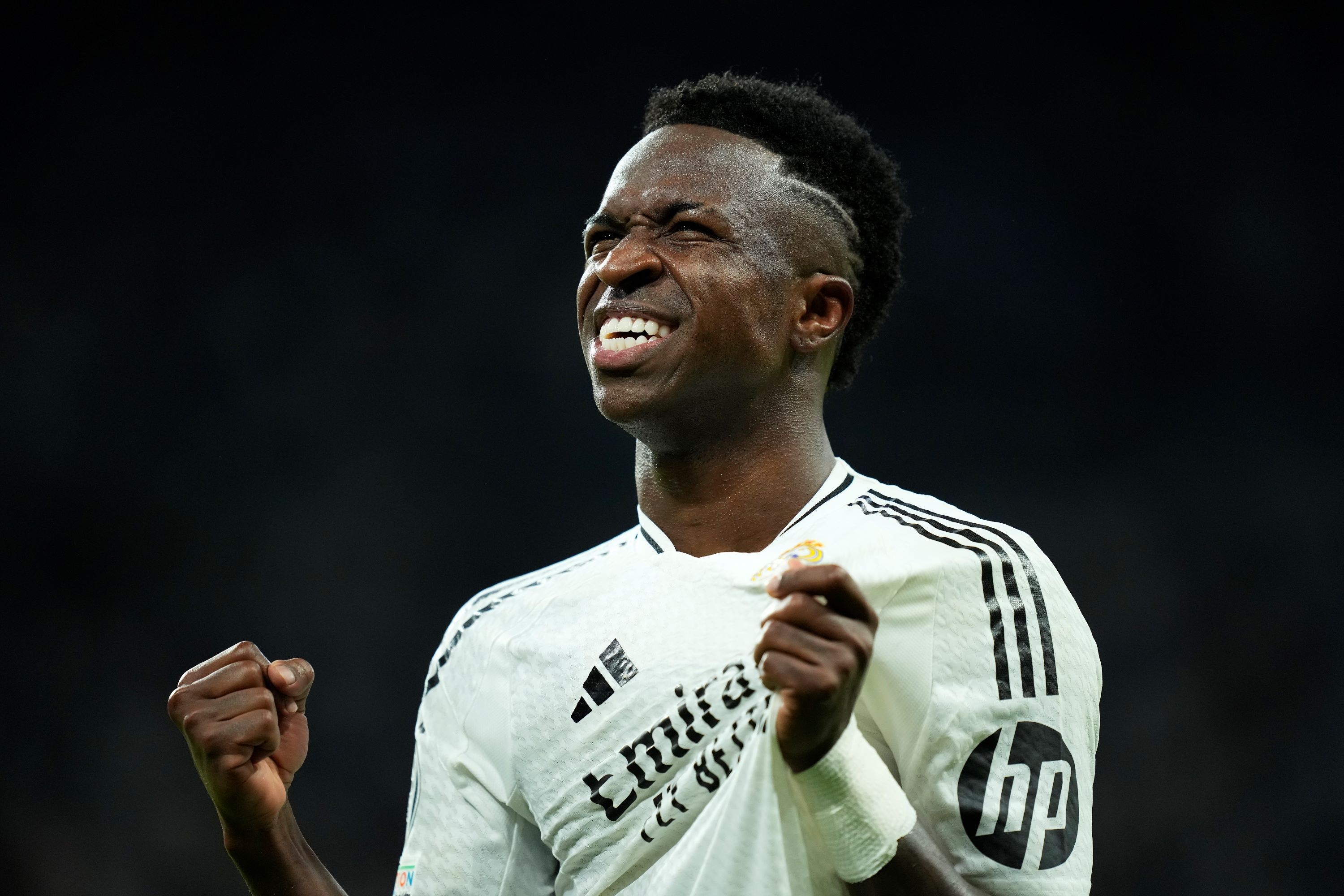 Jornais se derretem por Vini Jr após hat-trick pelo Real Madrid: "O ...