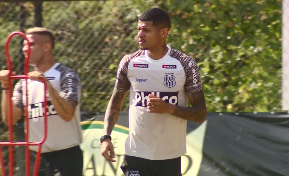 Problema no coração, interesse do Vasco e chance de estreia: Tiago ...