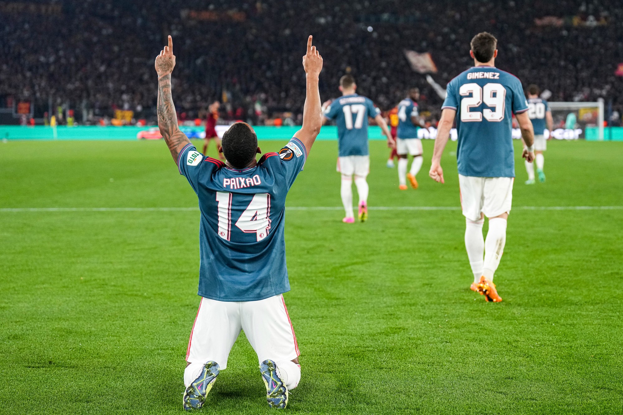 Igor Paixão recebe prêmio 'goal of the year' do Feyenoord por gol em ...