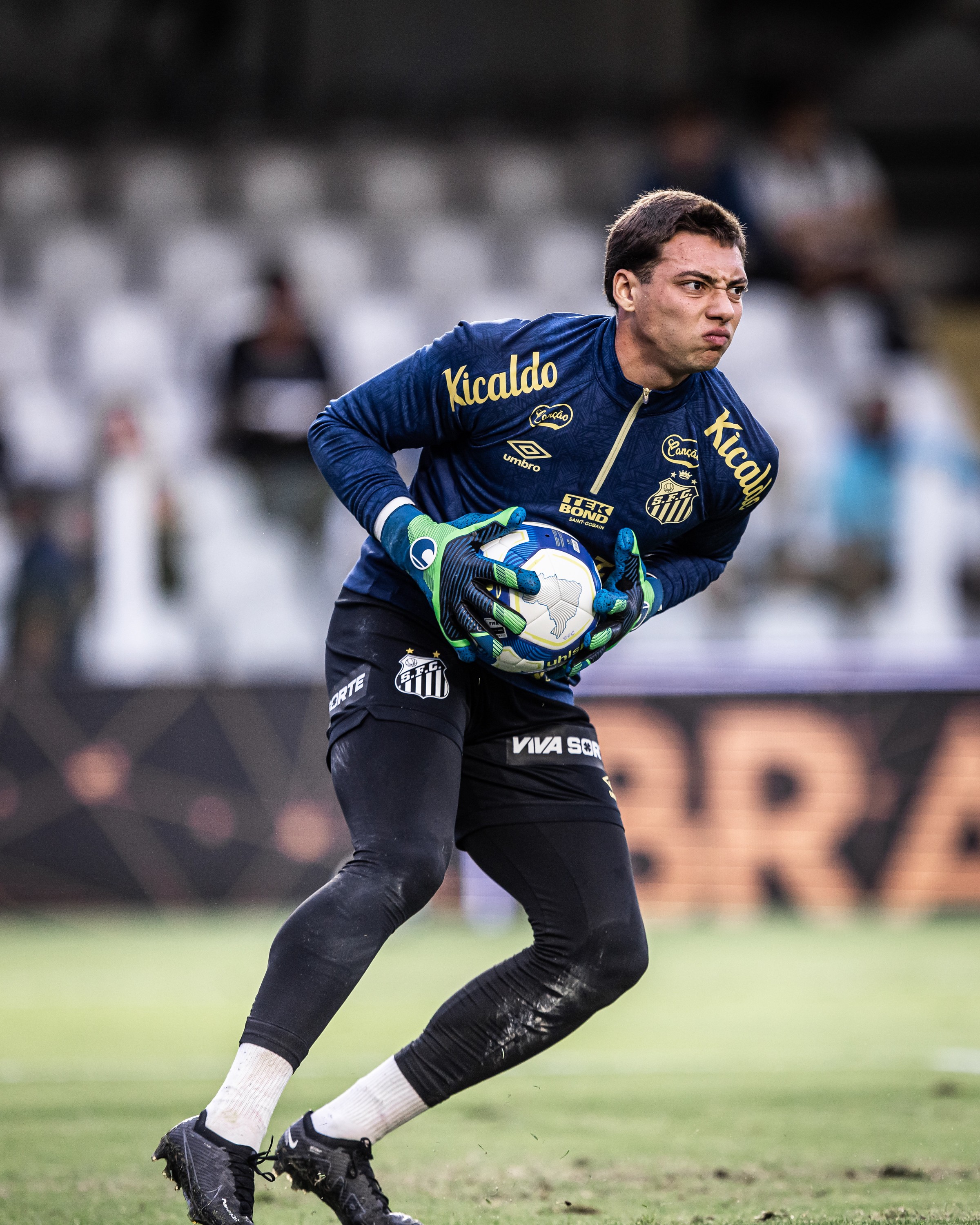 Gustavo Jundi reforça gol da Ferroviária | Ge