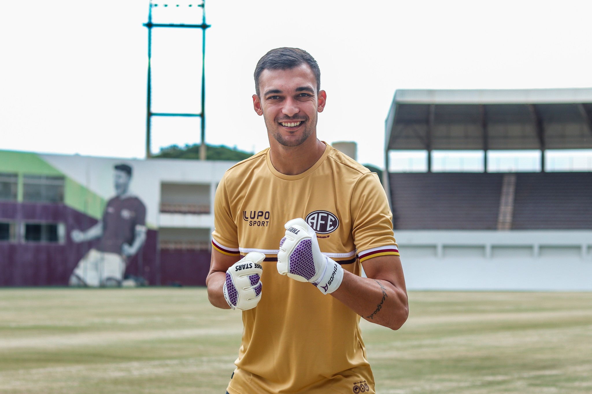 Ferroviária contrata goleiro Filipe Costa | Ge