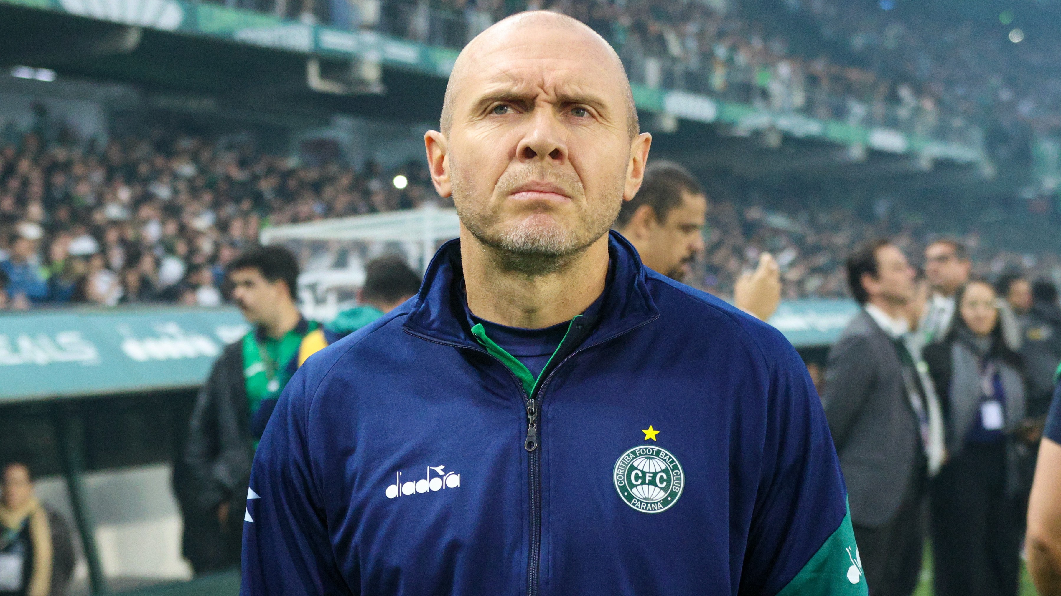 Você aprova a renovação de Mozart com o Coritiba? | coritiba | ge