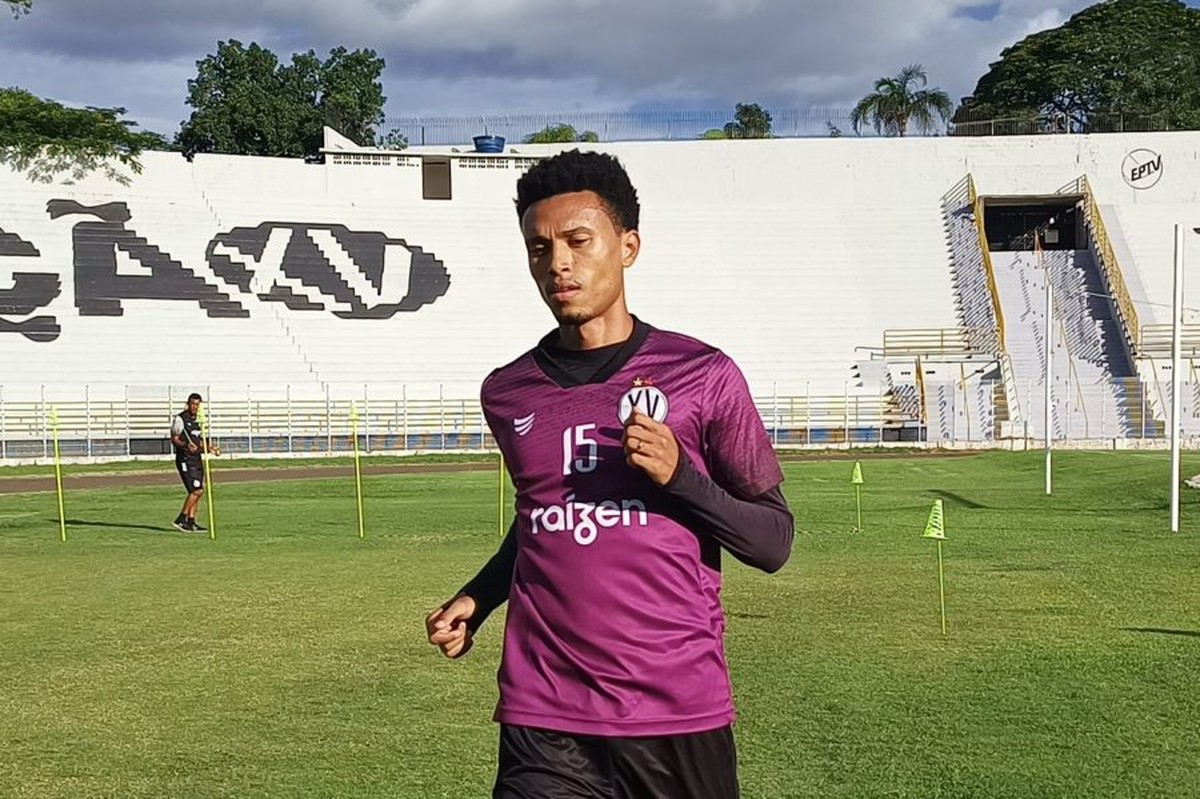 Lateral anunciado por diretor desfaz acerto com o Santa Cruz após ...