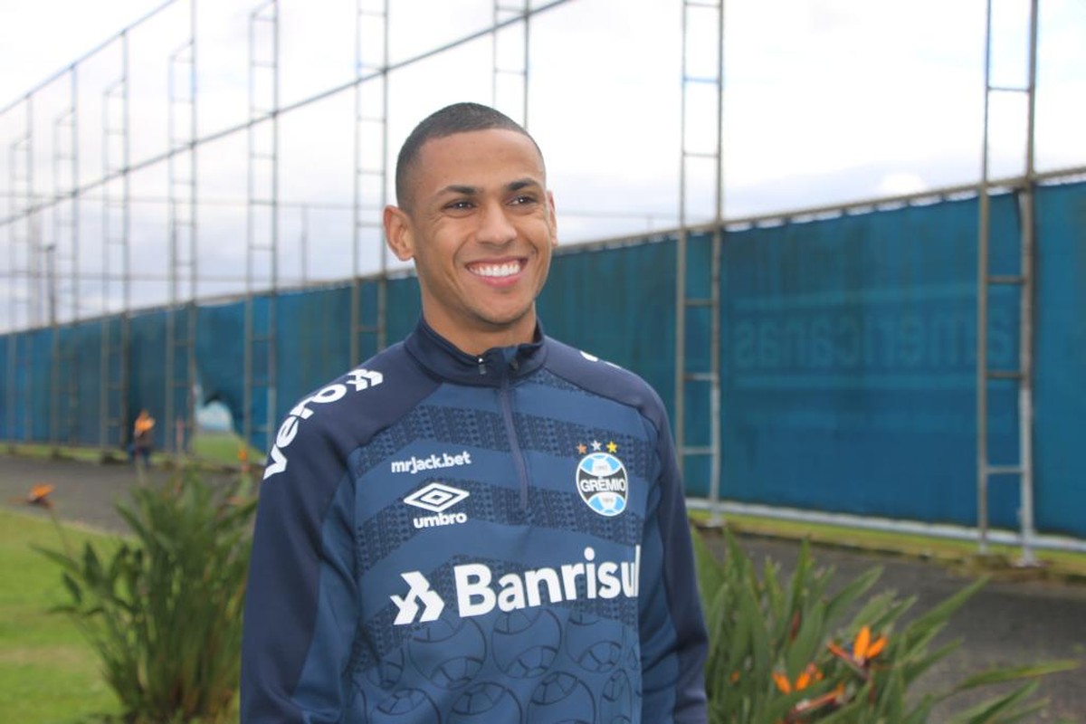 Bruno Alves revela desejo de ficar ainda mais tempo no Grêmio e detalha ...