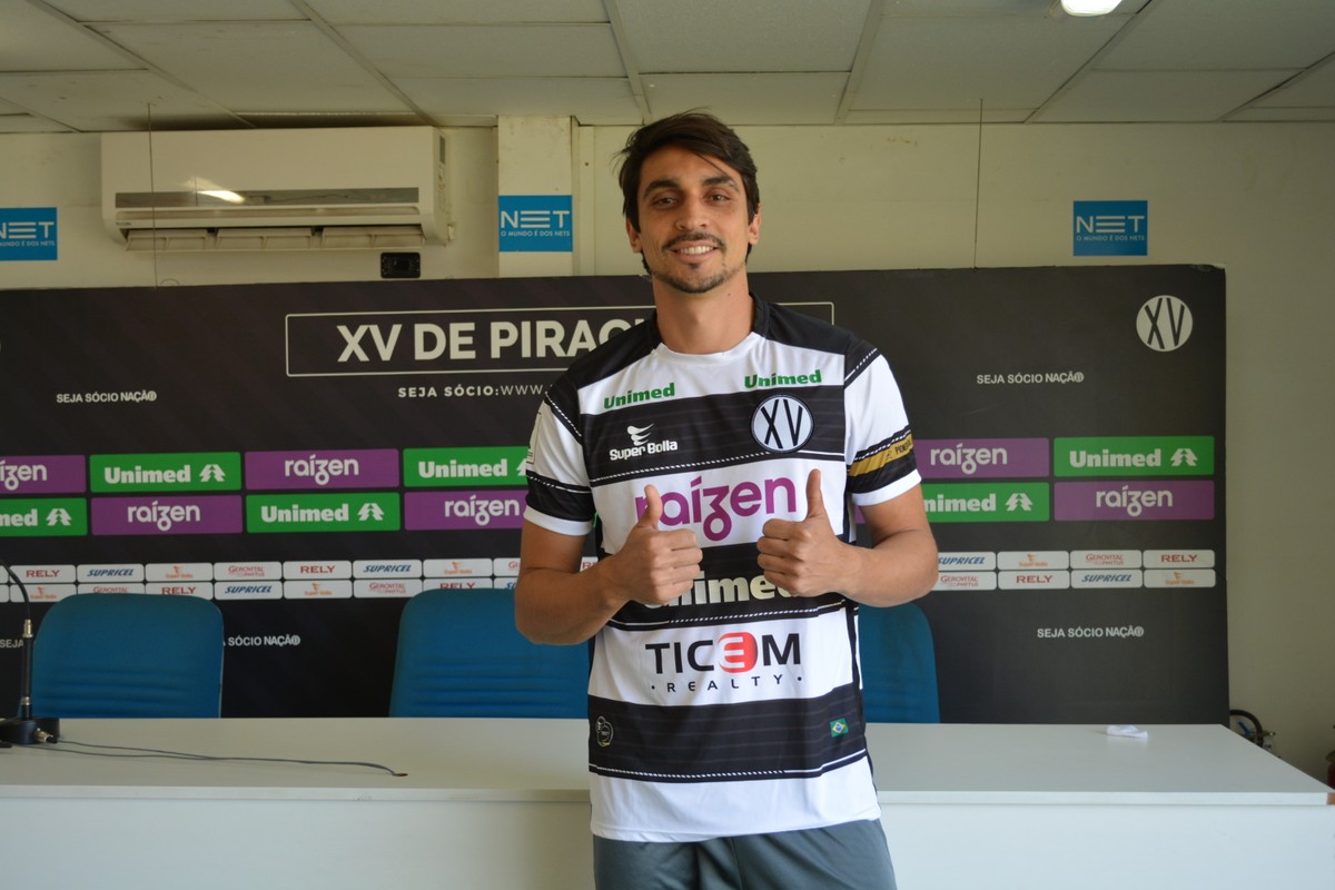 Vinicius Simon destaca ligação com XV e revela que acerto para voltar ...