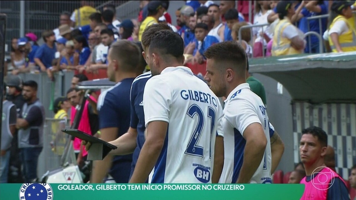Treino do Cruzeiro tem Nikão e William em campo; Daniel Jr. faz apenas ...