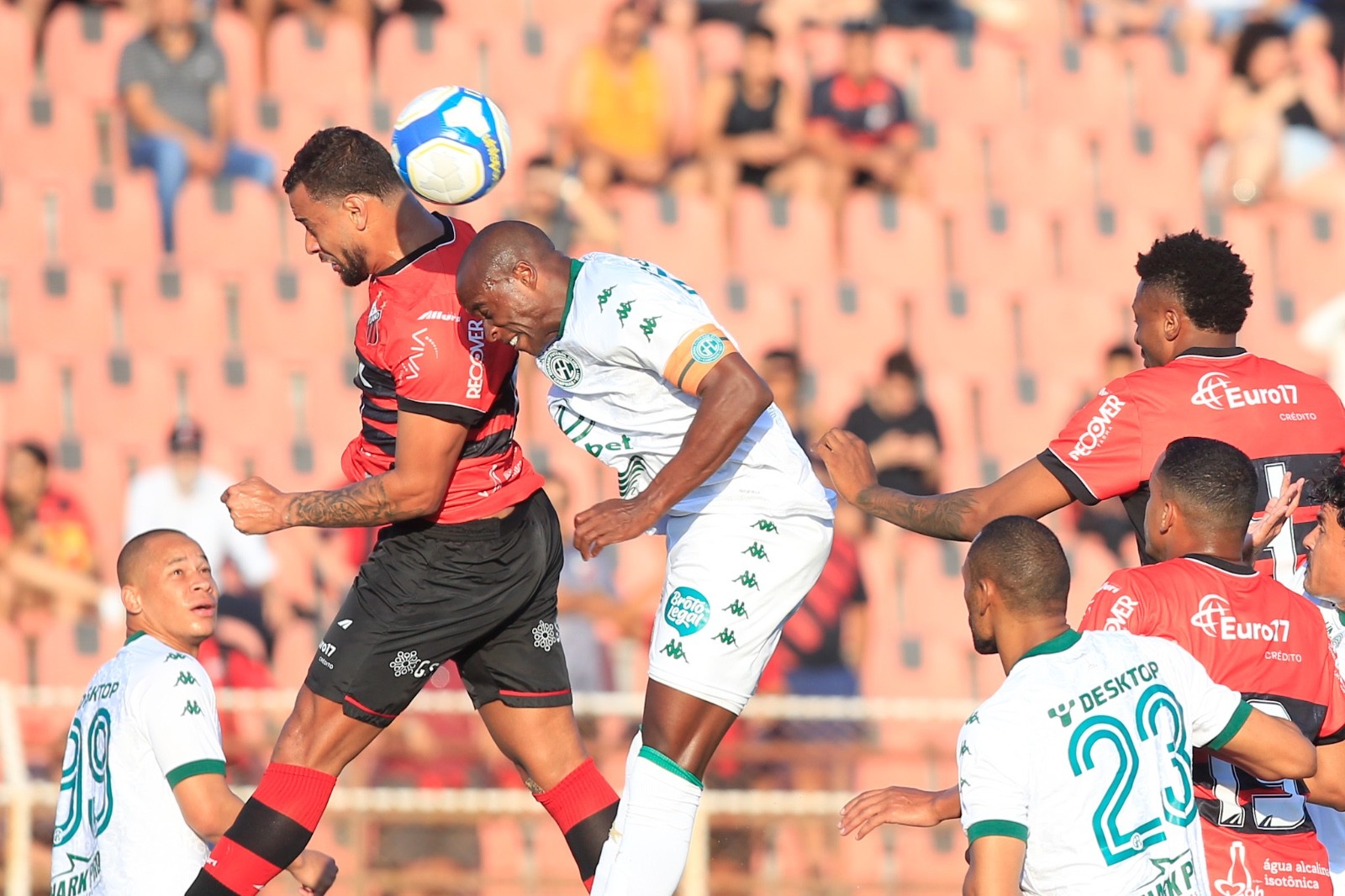 Três pênaltis nos últimos quatro jogos acarretam em derrotas e acentuam ...