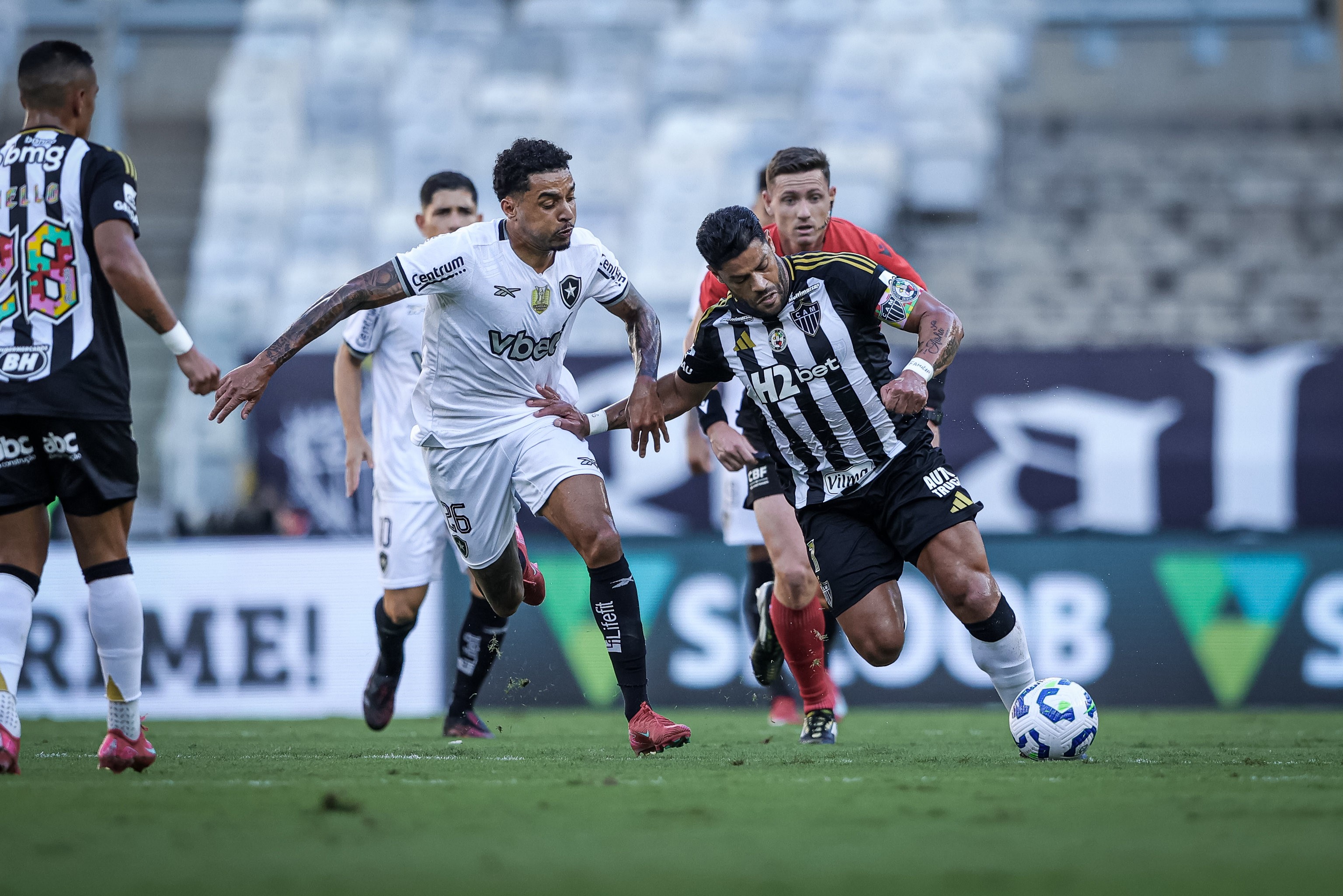 Top 5 revela quantos pontos os jogadores mais faltosos do Cartola 2025 ...