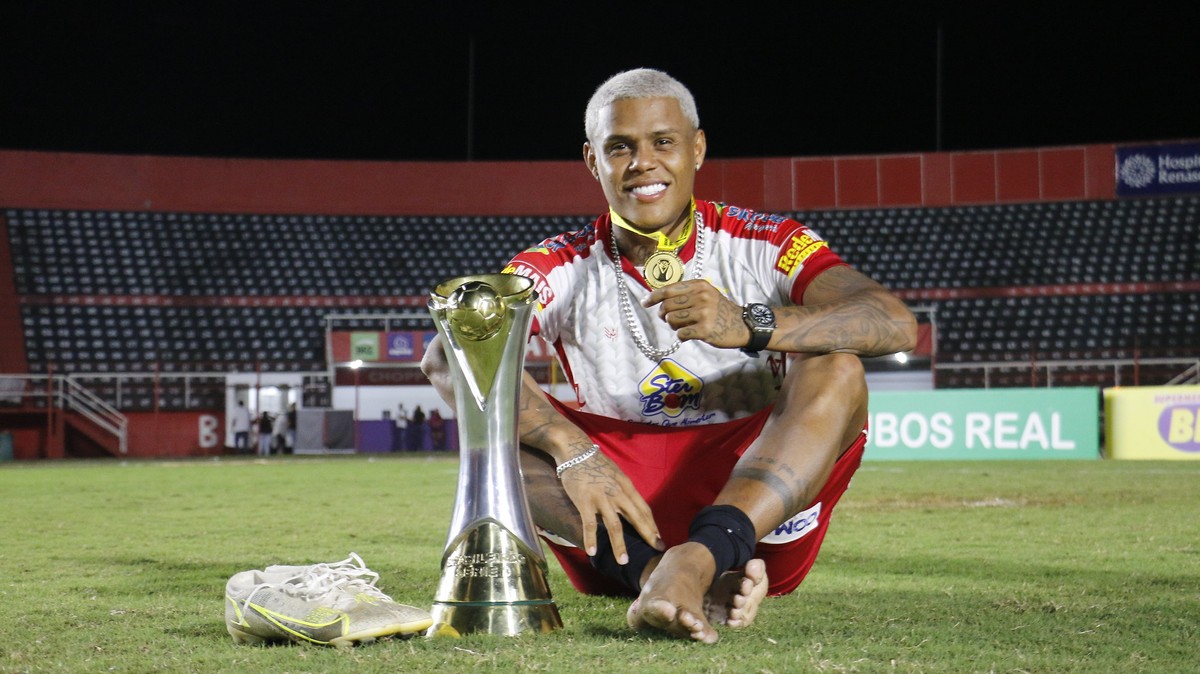 Iago dá a volta por cima no América-RN: "Ninguém deixou de me apoiar ...