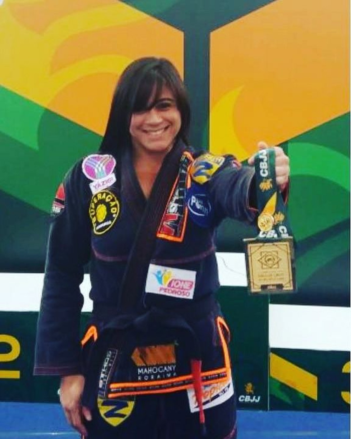 Fafá é campeã Brasileira de Jiu-jitsu Master 1 no Brasileiro da CBJJ ...