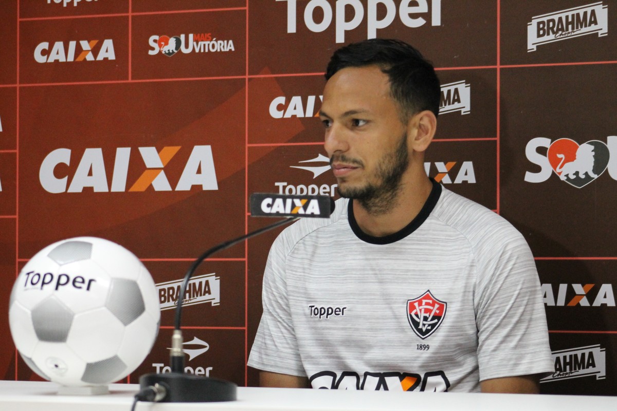 Sal Grosso Arruda Diante De Má Fase Em Casa Mau Olhado Vira Tema