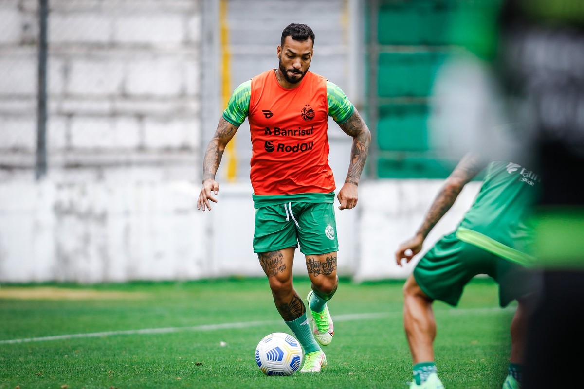 Michel Macedo segura renovação com o Juventude e abre negociações com o ...