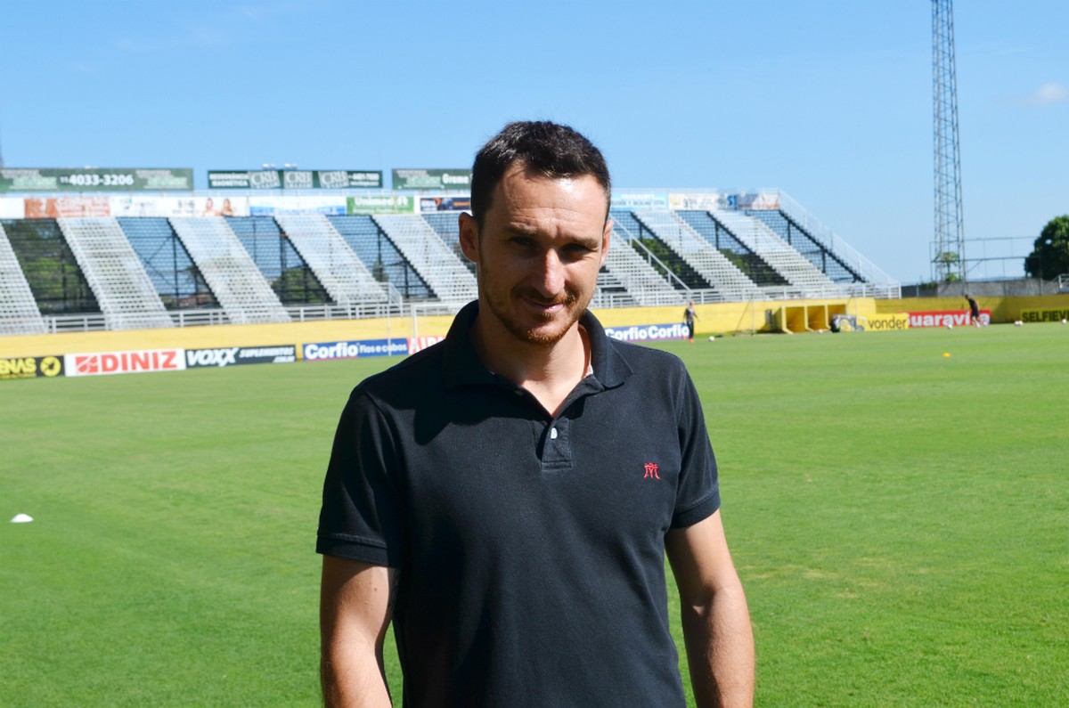 Lembra dele? Ex-Palmeiras, Alex Afonso vira gerente de futebol do Noroeste