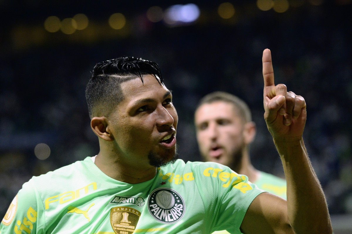 Rony vira goleador do Palmeiras no ano e já se reconhece como ...