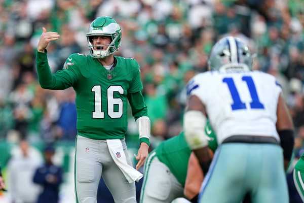 NFL: quarterback que representa o Brasil estreia em vitória dos Eagles ...