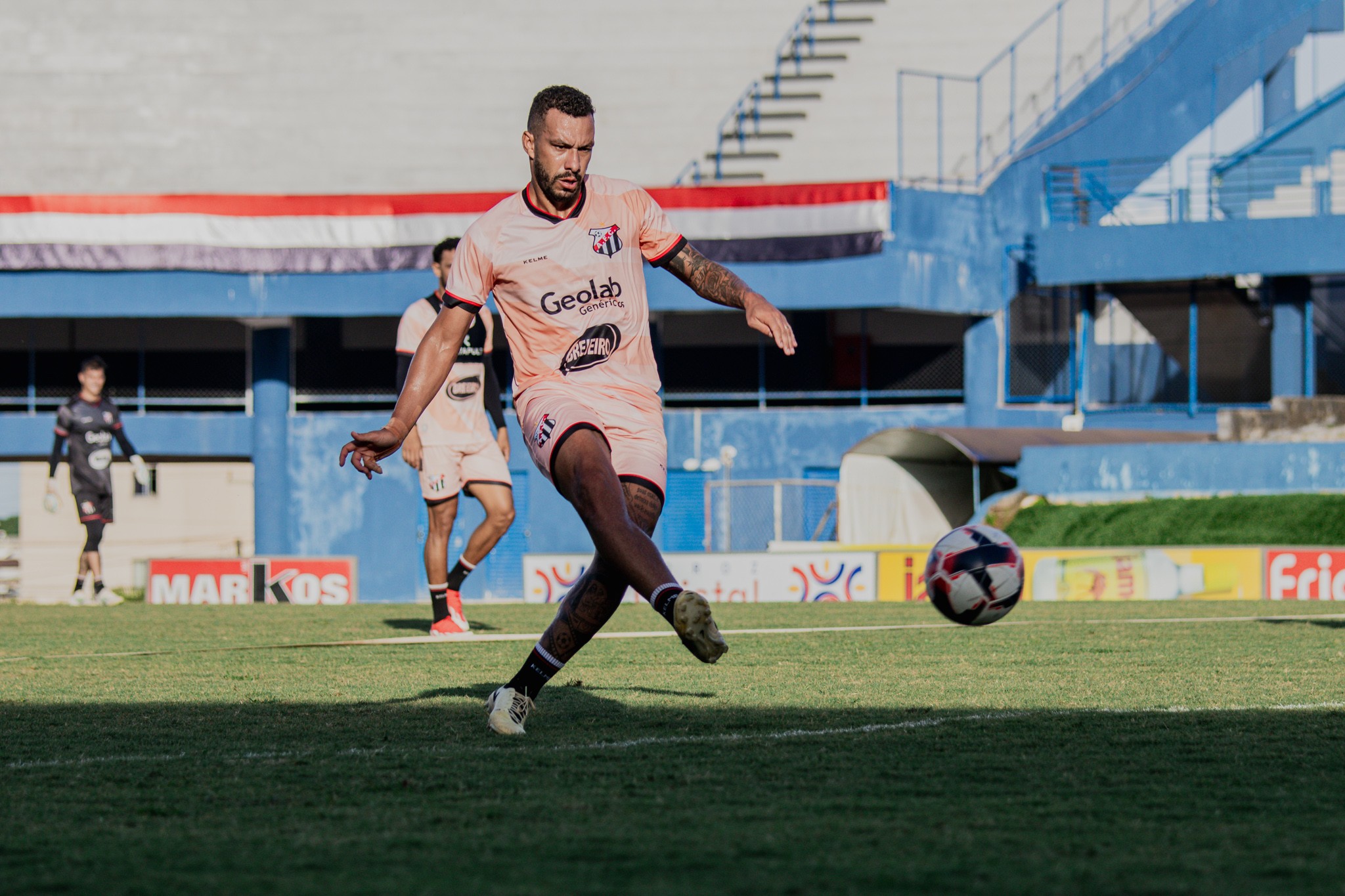 João Afonso mantém foco e pede a presença da torcida do Anápolis contra ...