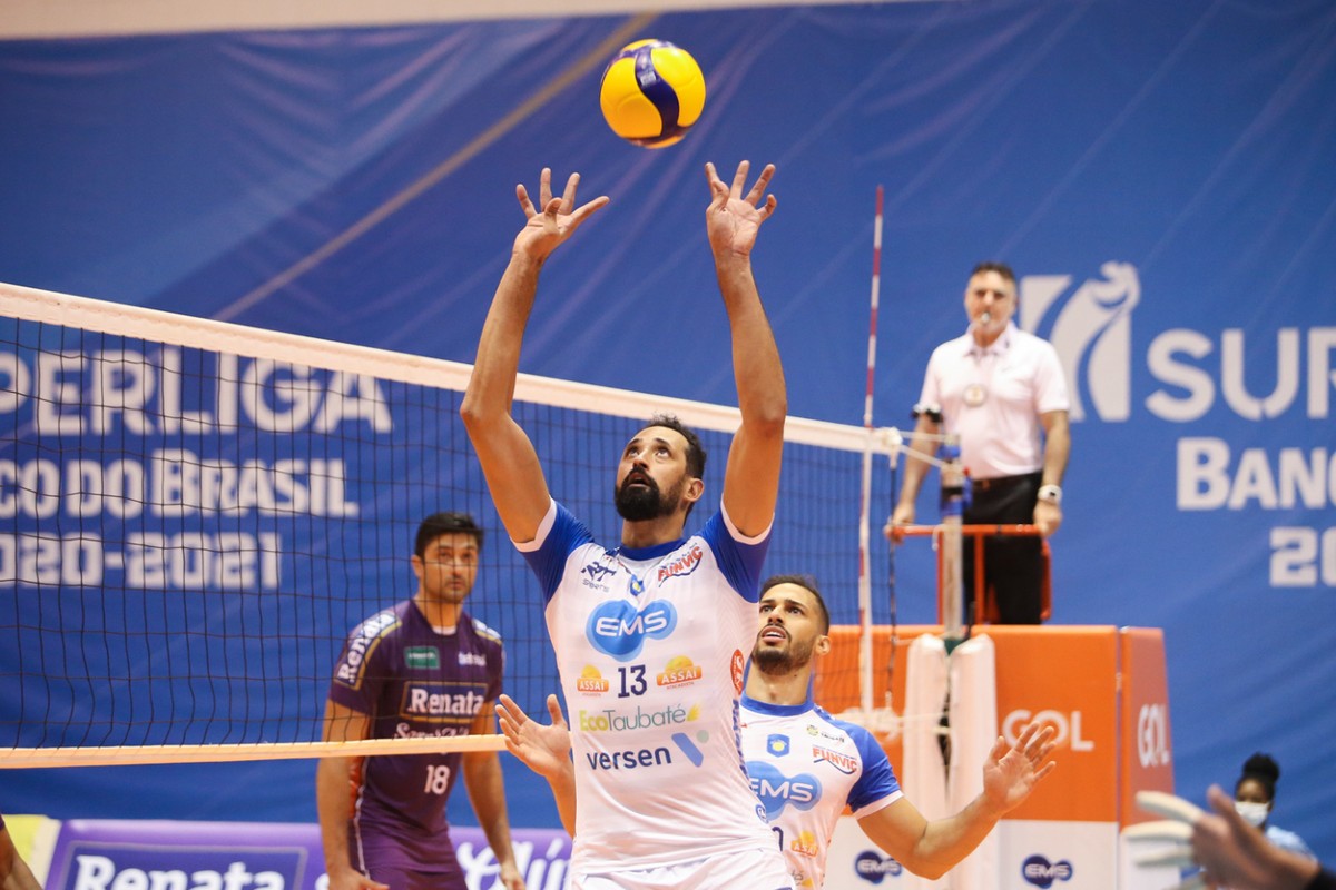 Após vitória do Taubaté no 1º jogo da semi, Maurício Souza mantém pés ...