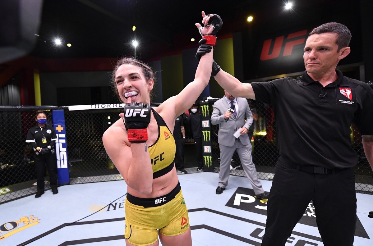 Mackenzie quer nova finalização inédita contra Randa Markos, mas diz ...