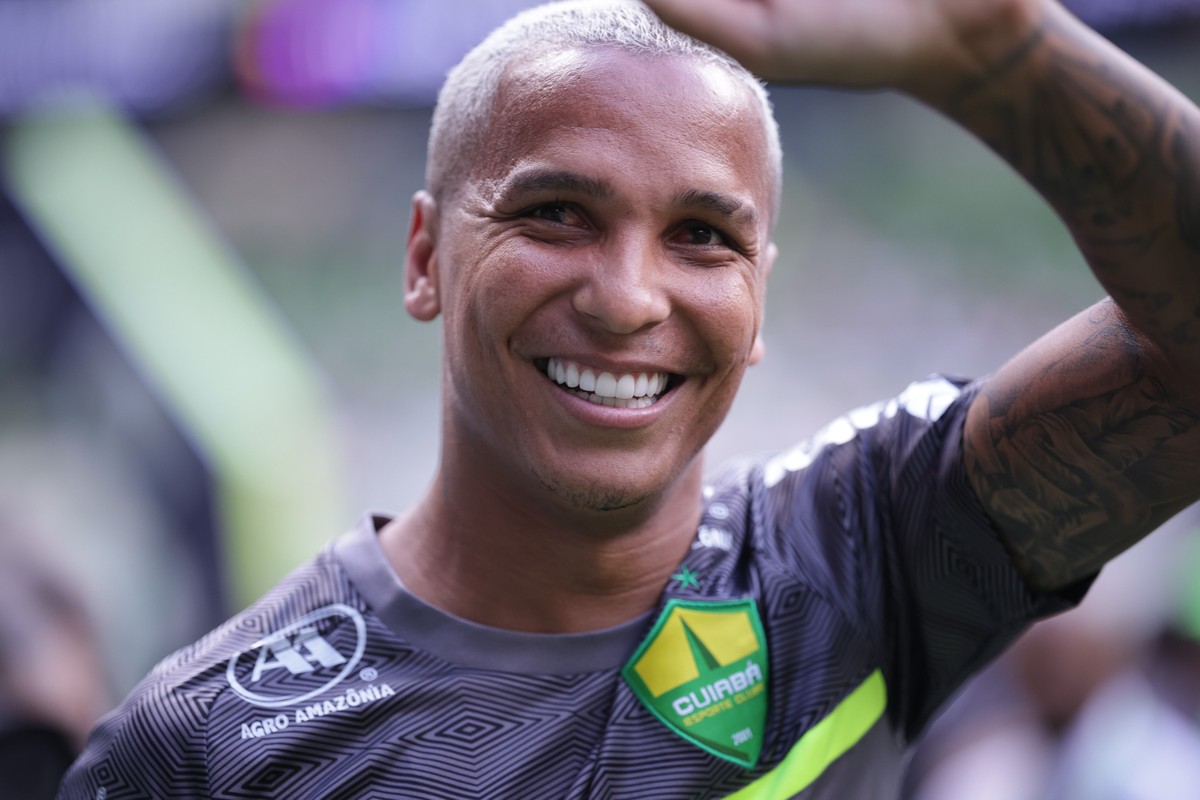 Deyverson abre o jogo sobre futuro no Cuiabá, exalta nova fase e elege ...