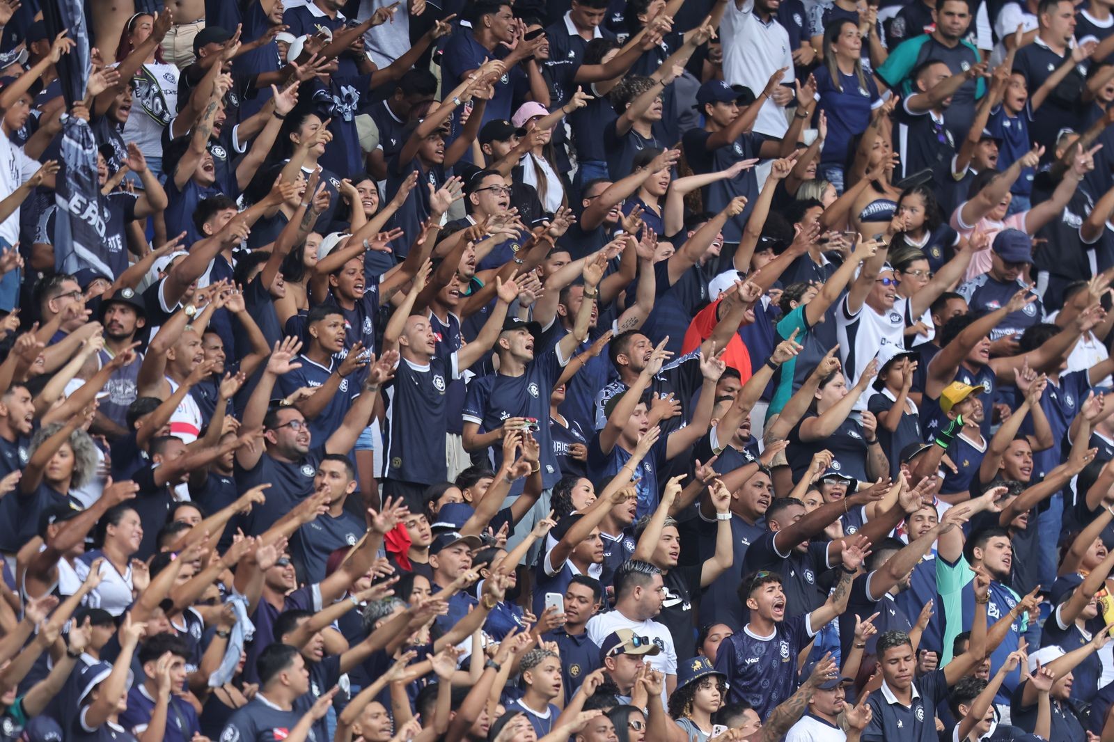 Remo anuncia mais de 15 mil azulinos garantidos para jogo contra ...