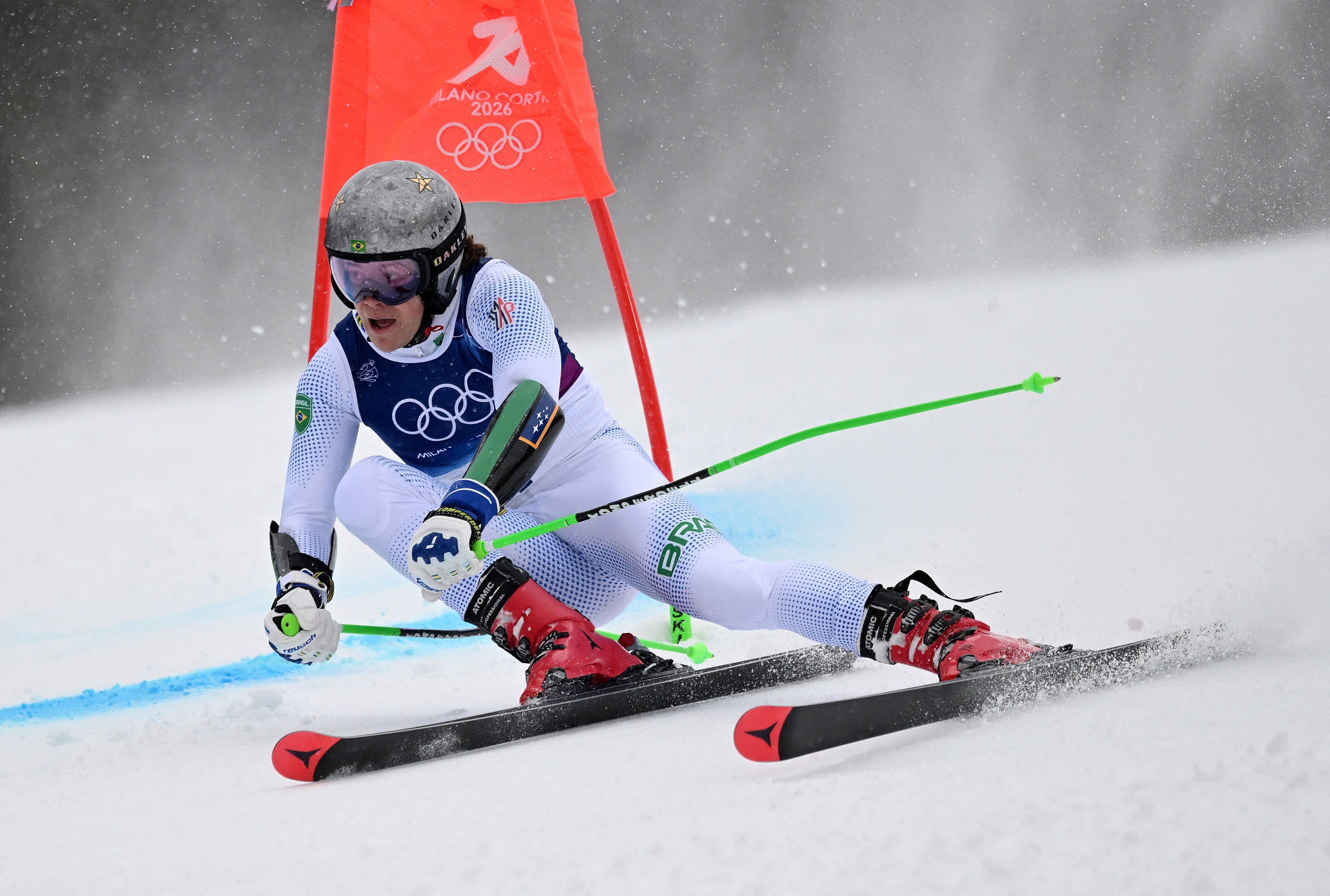 Lucas Pinheiro se emociona com medalha de ouro e revela drama na ...