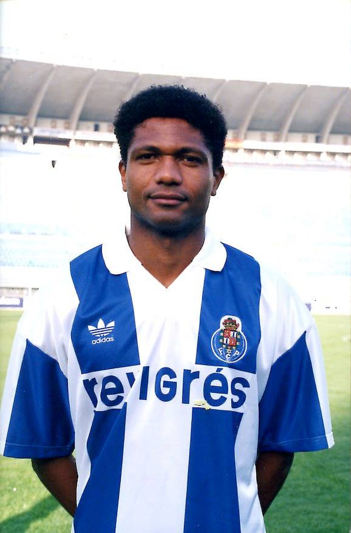 Aloísio, ex-zagueiro medalhista na Olimpíadas de Seul, é anunciado como ...