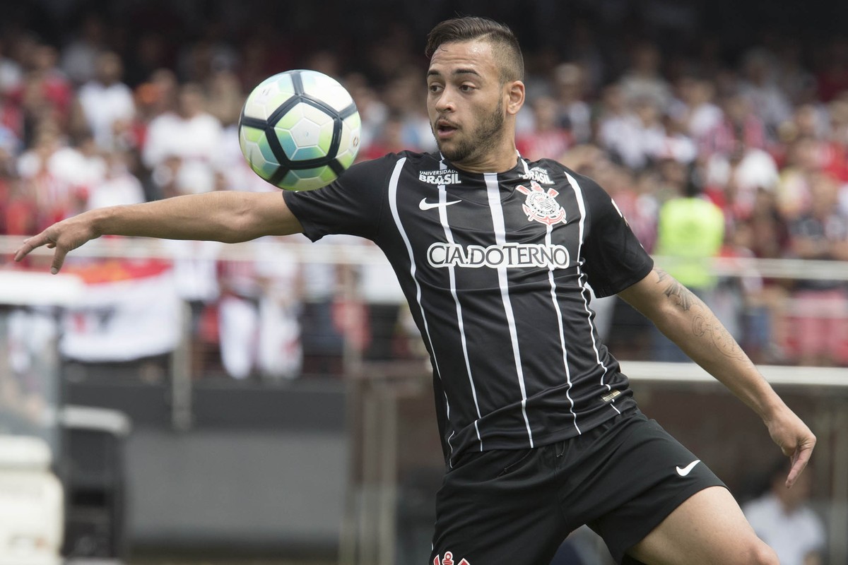 Corinthians avança para ter patrocínio máster fixo até dezembro ...