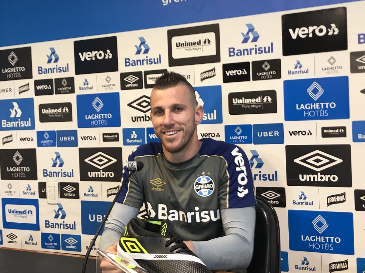 Paulo Victor usa experiência para estrear como titular na Liberta ...