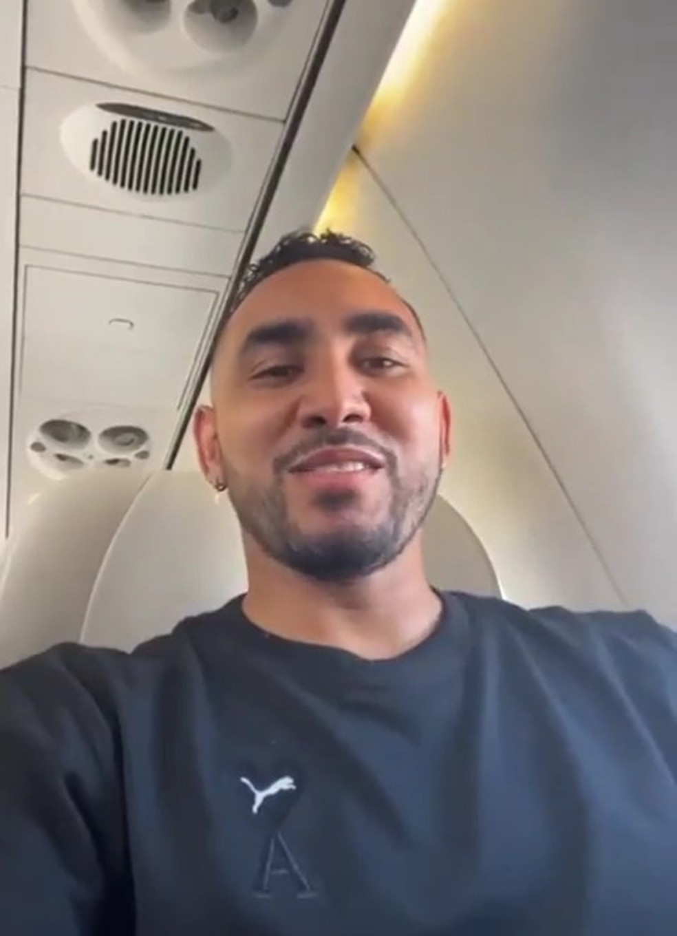 Payet embarca para o Brasil e diz que torcida pesou no acerto com Vasco ...