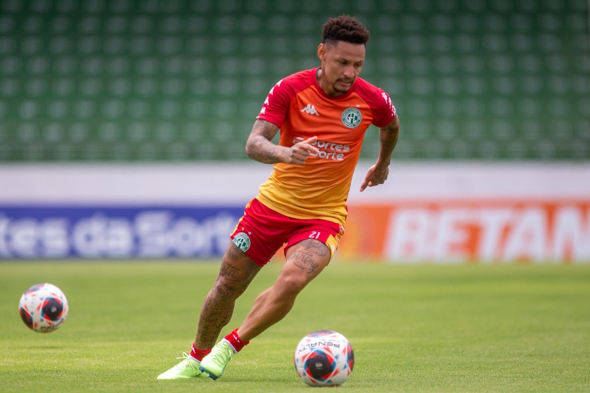 Neilton volta a ficar à disposição no Guarani, mas liberação de Bruno ...