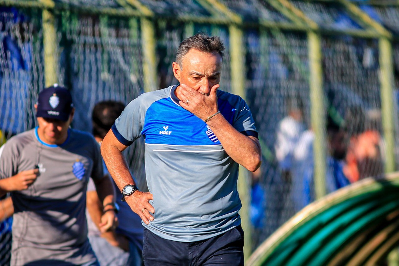 Fonseca resume classificação do CSA para fase de grupos da Copa do ...