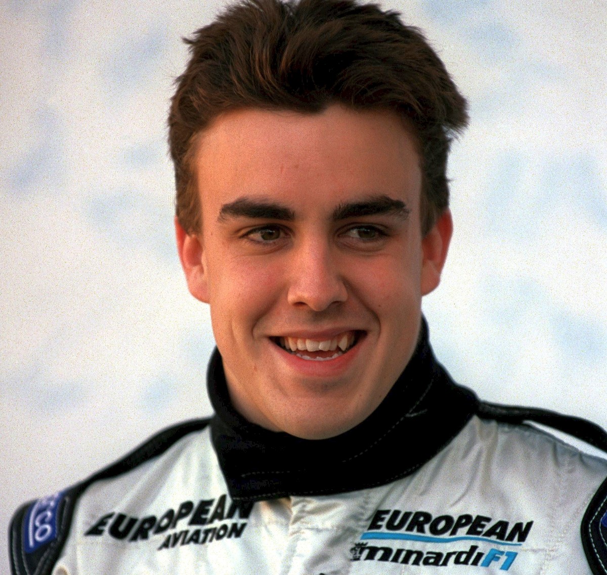 Há 20 anos, Fernando Alonso foi confirmado como titular da Minardi para ...