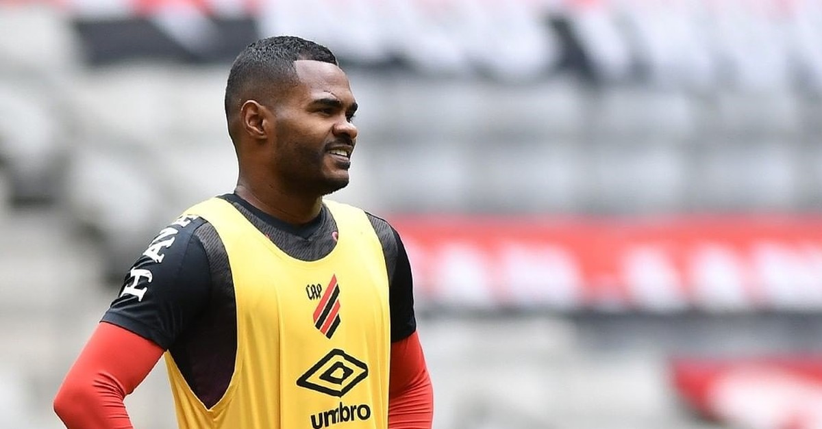 Nikão e Vitinho voltam, e Athletico deve mudar meio time para o duelo ...