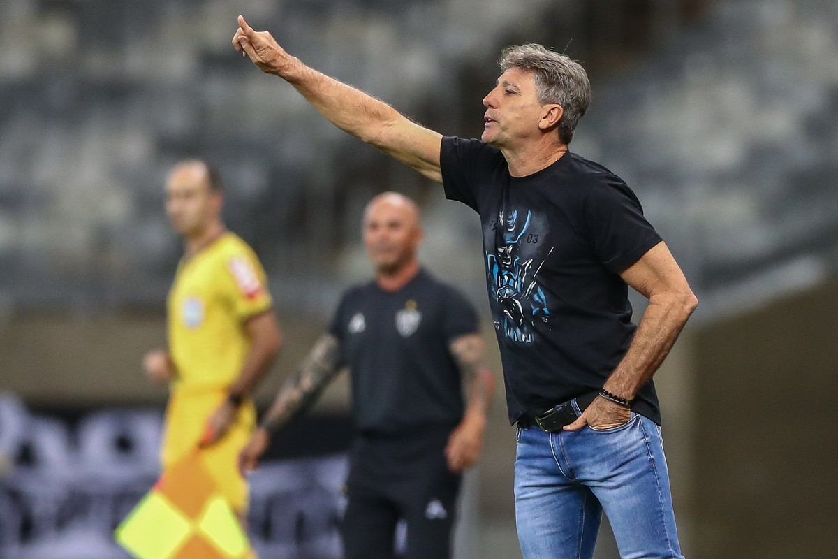 Sem pressa, Atlético-MG mantém Renato Gaúcho como alvo principal para ...