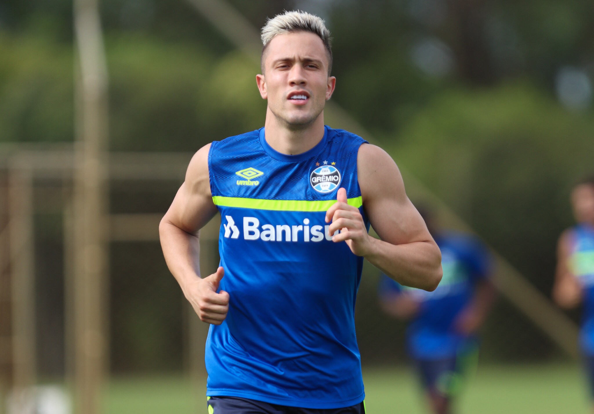 Promessa de R$ 500 milhões no Grêmio, campeão no Botafogo: quem é ...