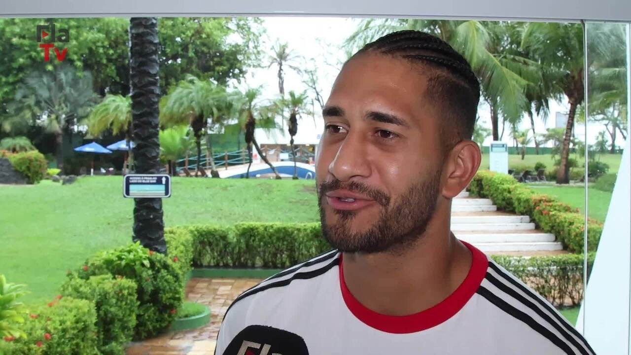 Pablo volta a jogar em sua terra natal após 10 anos e tenta mostrar ...