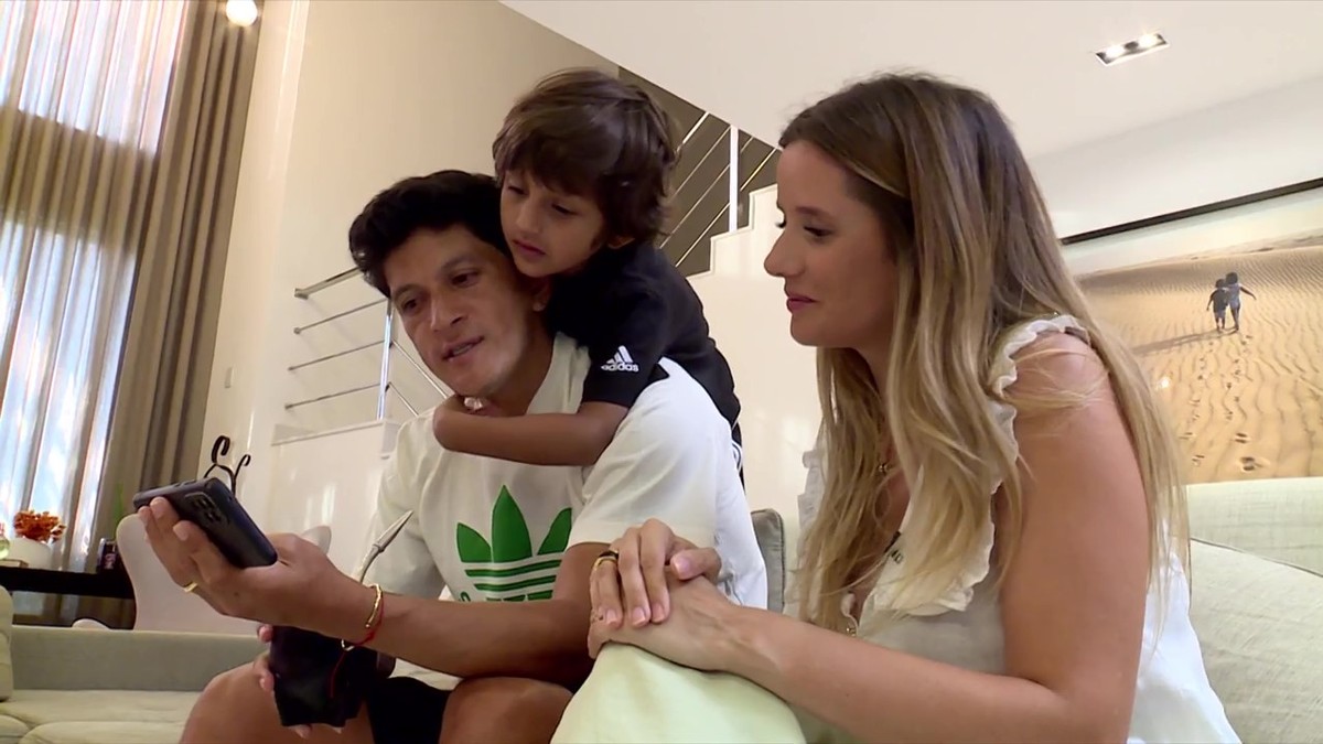 Cano e esposa reagem a nomes com "L" sugeridos por torcedores do ...