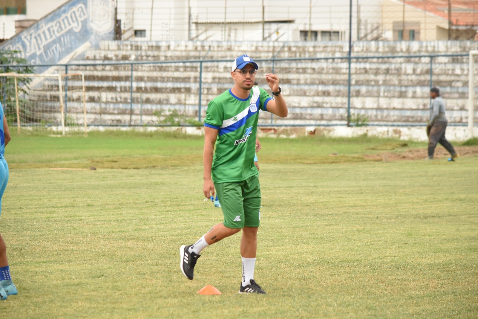 Guarany anuncia Steve Almeida, de 29 anos, como técnico para temporada | Ge